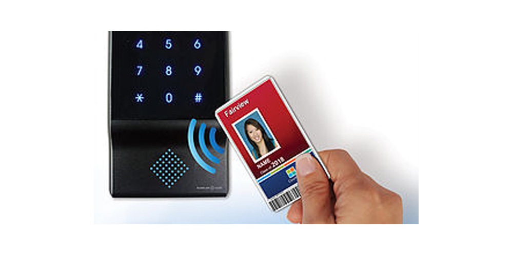 ScholarChip Secure Door Access and Classroom Attendance Devices for K12 ...