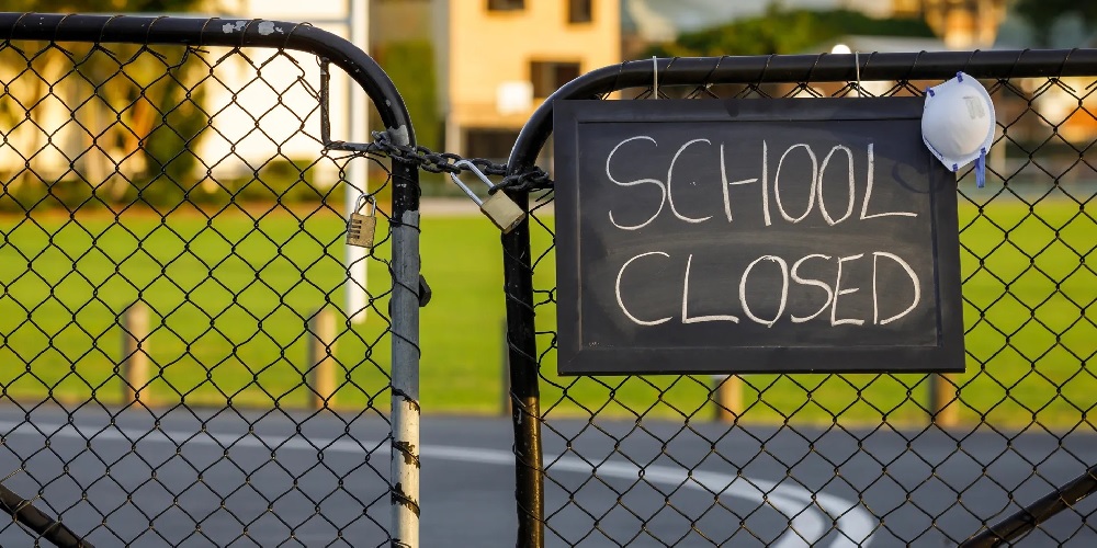 School Crisis Communication Strategies to Keep Your Community in the Loop
